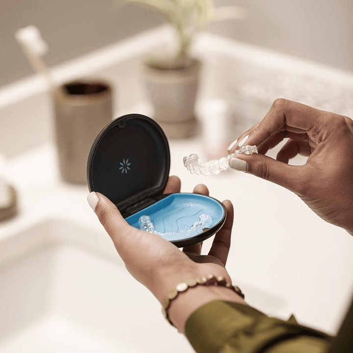 Essix vs Hawley Retainers: Key Differences & Benefits – Diamond Braces